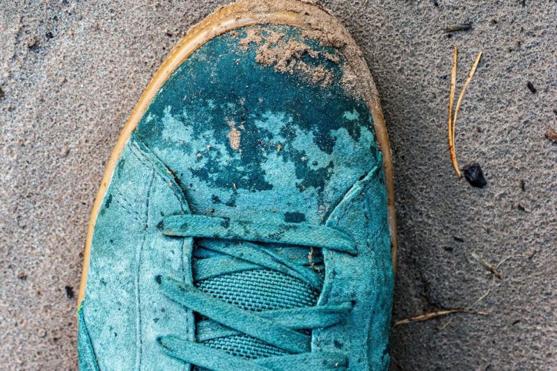 How To Get Sand Out Of Shoes (Shake It Out... Then What?)